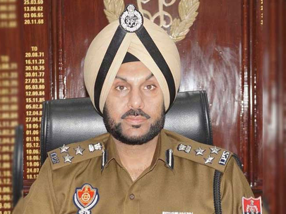 મળો 152 કરોડની સંપત્તિ ધરાવતા IPS અધિકારીને, કેવી રીતે બન્યા આટલા અમીર ...